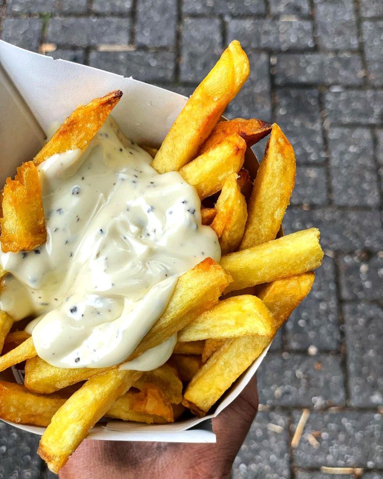 11 Best Fries in Amsterdam & What To Avoid (Local Chef's Picks) | Bon ...