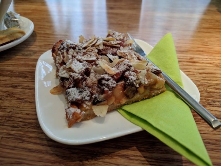 7 Unique Spots for The Best Appeltaart in Amsterdam (Chef's Picks)